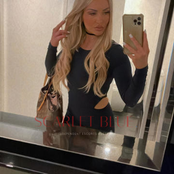 Aleks Andra independent private escort - Scarlet Blue