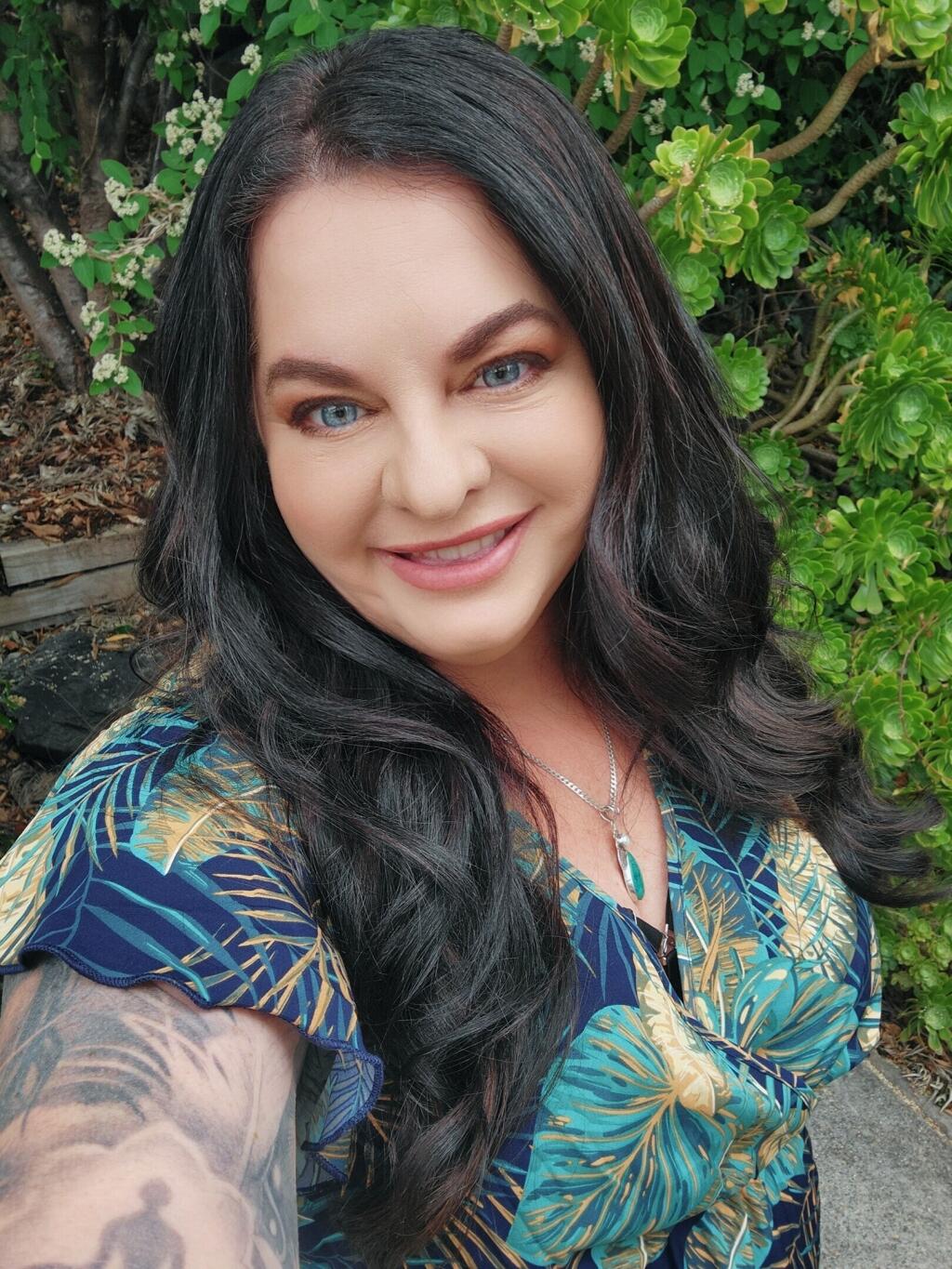 Brookwater escorts and private escorting services - Scarlet Blue.