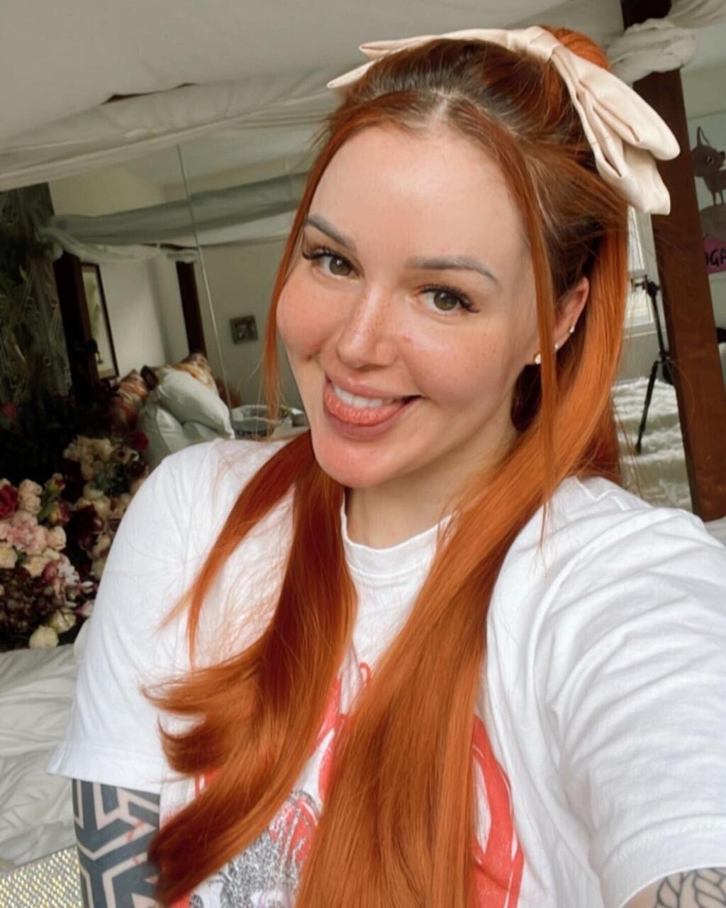 Beckenham escorts and private escorting services - Scarlet Blue.