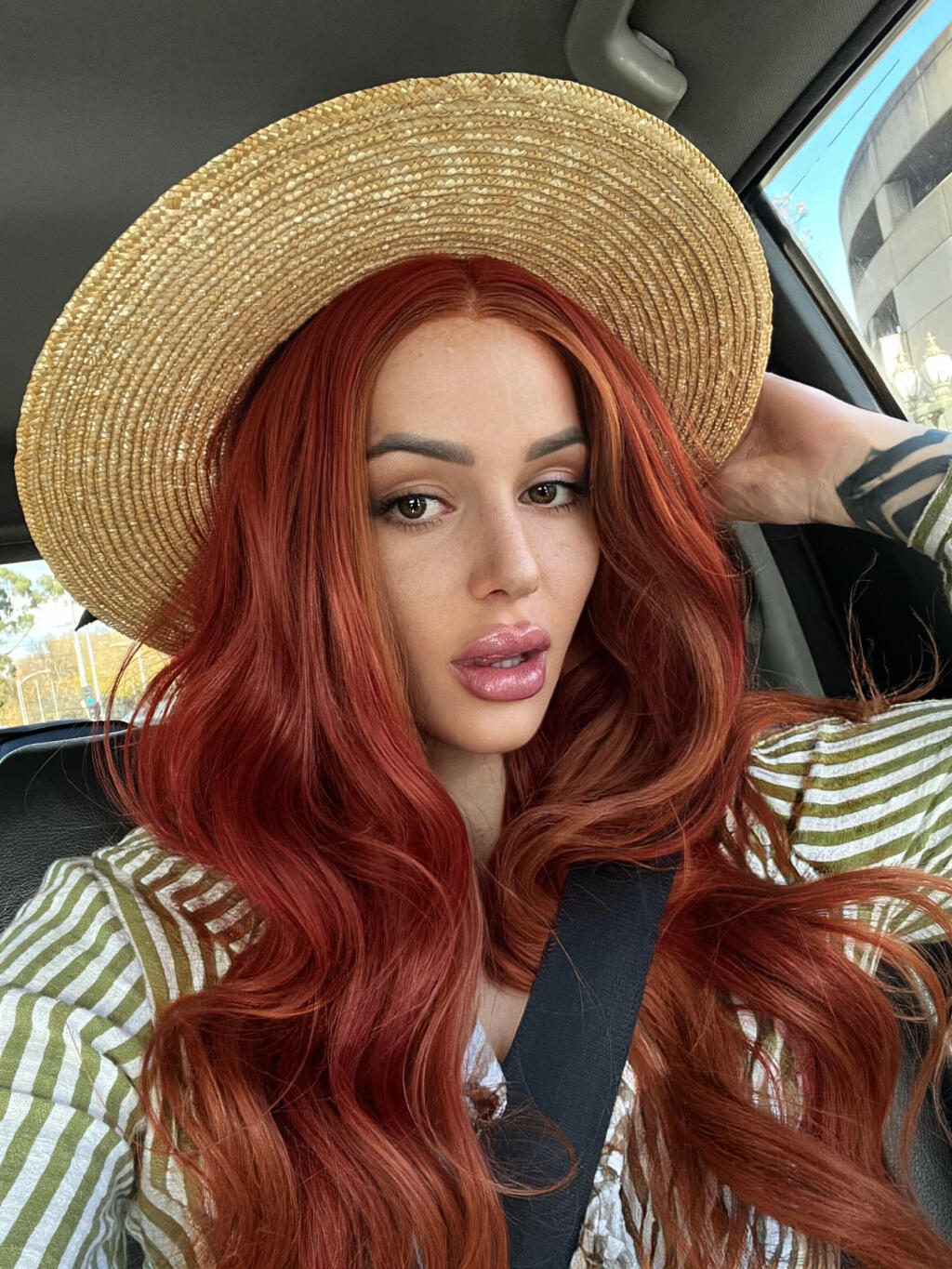 North Sydney escorts and private escorting services - Scarlet Blue.